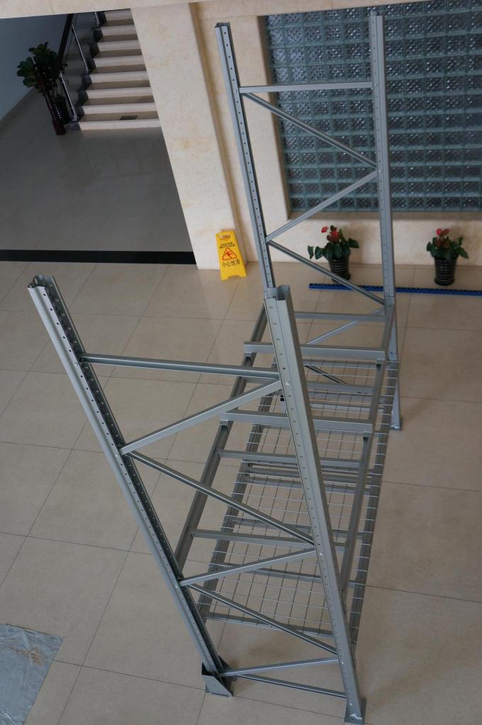 Heavy Duty Warehouse Racking , Vertical Storage Rack High Loading Capacity